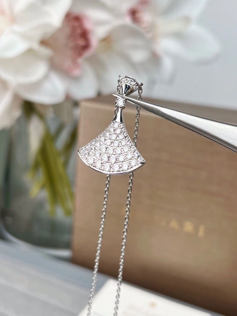 Affordable Bvlgari Necklaces