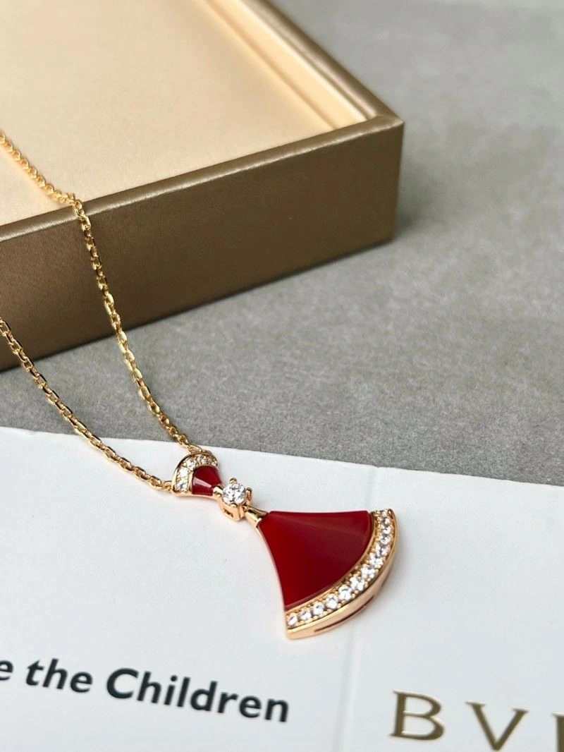 Accurate model Bvlgari Necklaces