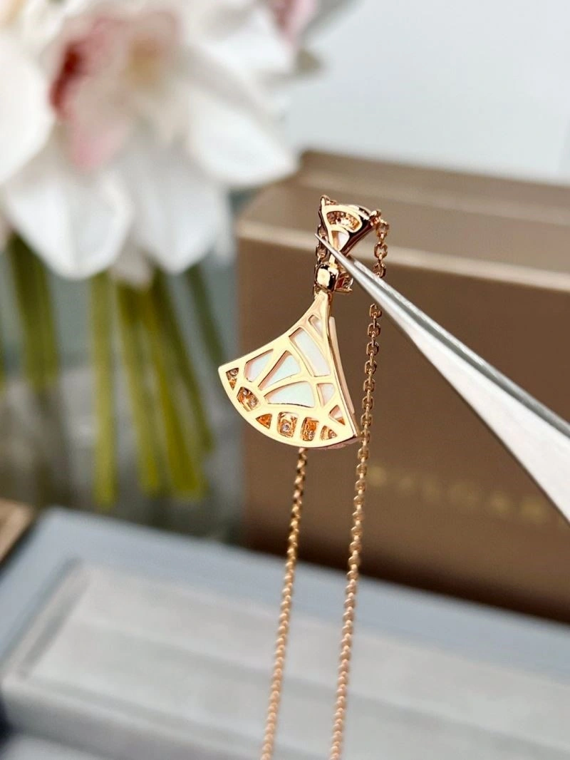 High accuracy Bvlgari Necklaces