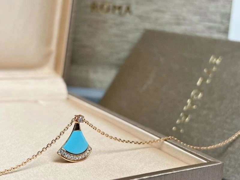 Value-priced Bvlgari Necklaces