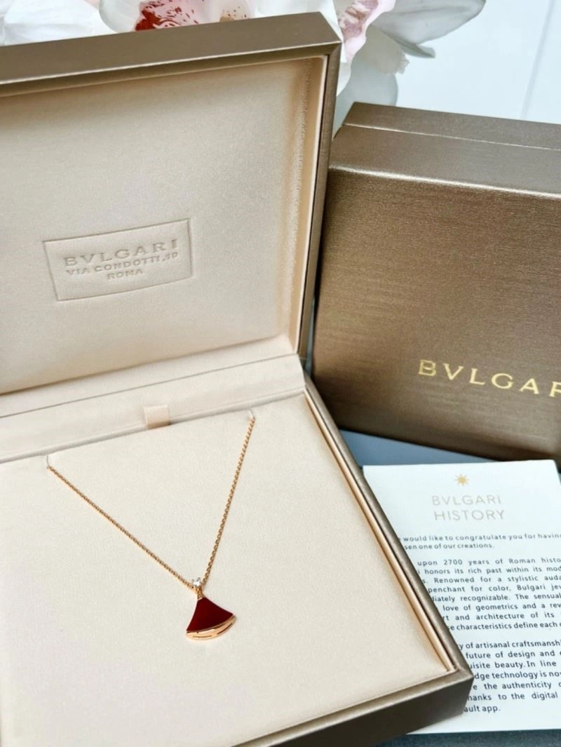High accuracy Bvlgari Necklaces