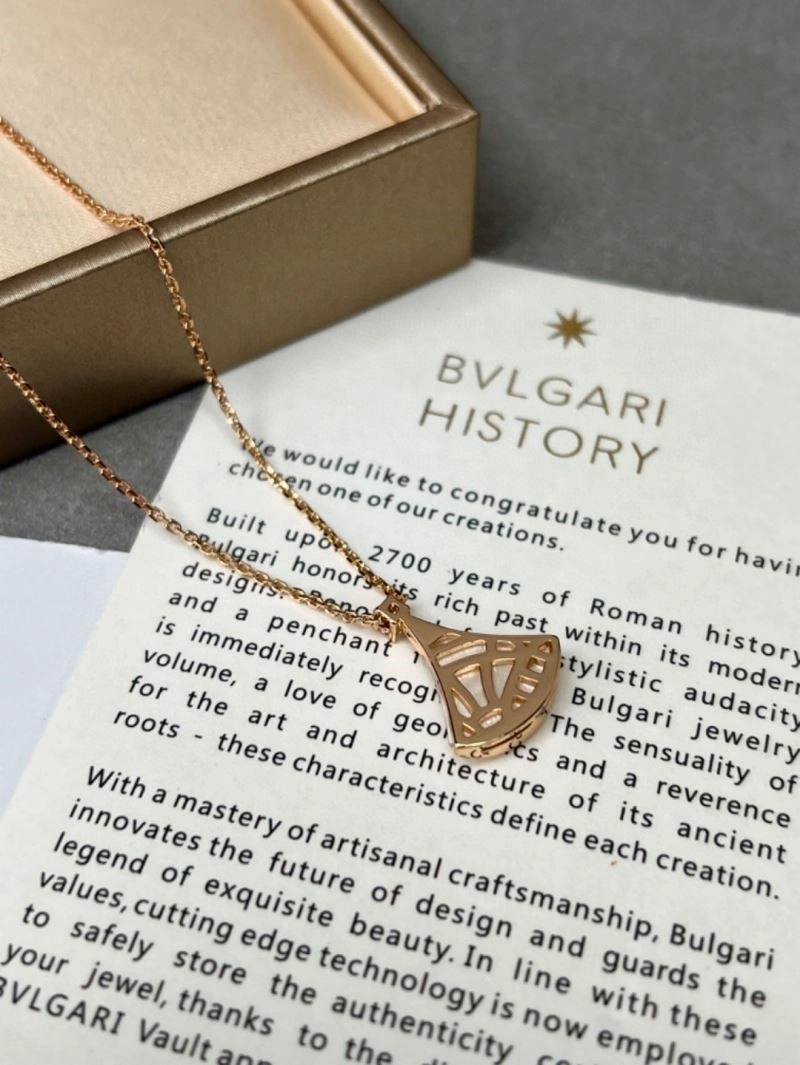 Exact replica Bvlgari Necklaces