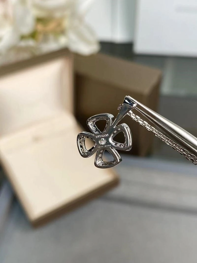 1:1 copy Bvlgari Necklaces