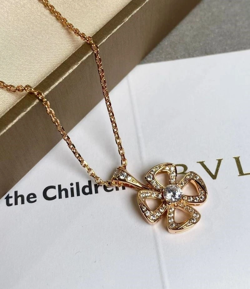 Factory-made Bvlgari Necklaces