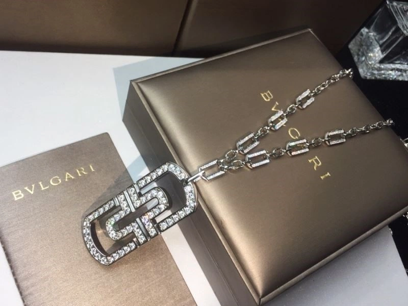 Value-priced Bvlgari Necklaces