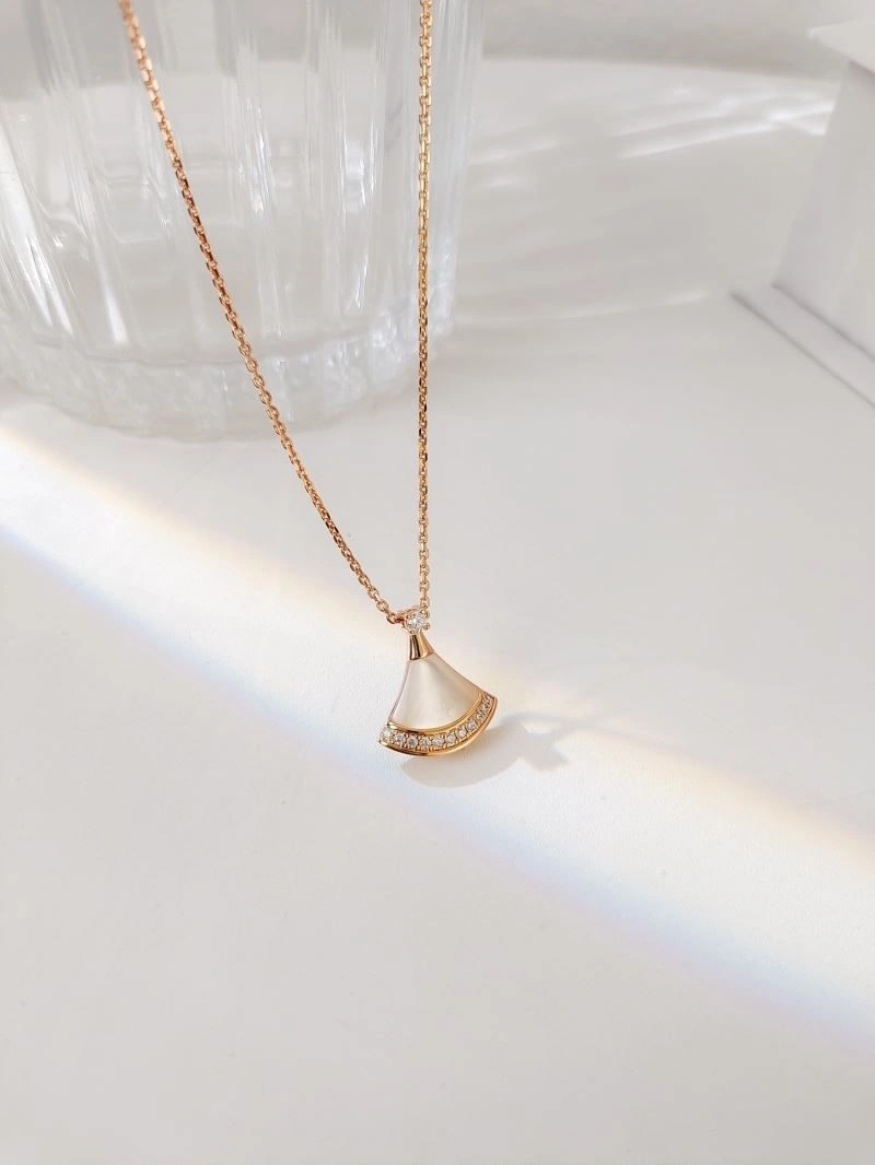 Reasonably priced Bvlgari Necklaces