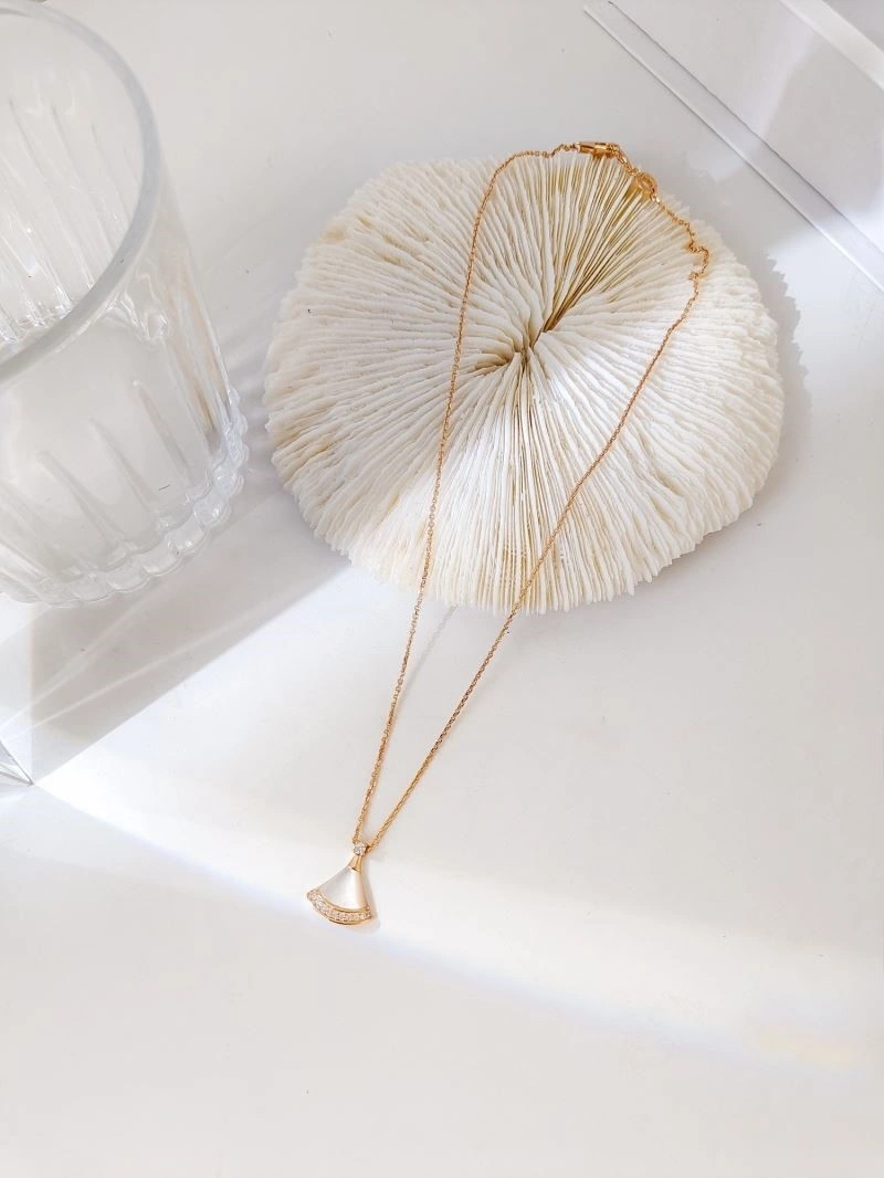 Reasonably priced Bvlgari Necklaces