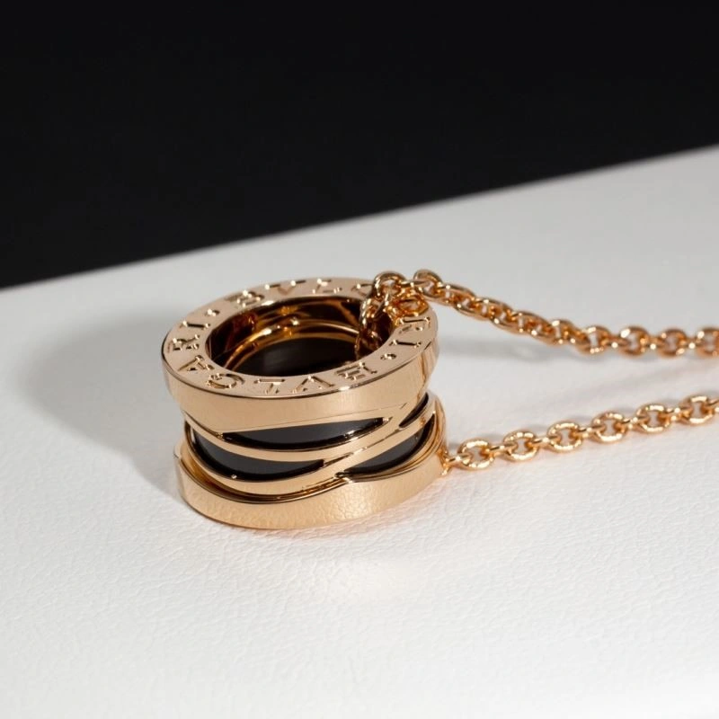 Legit Bvlgari Necklaces