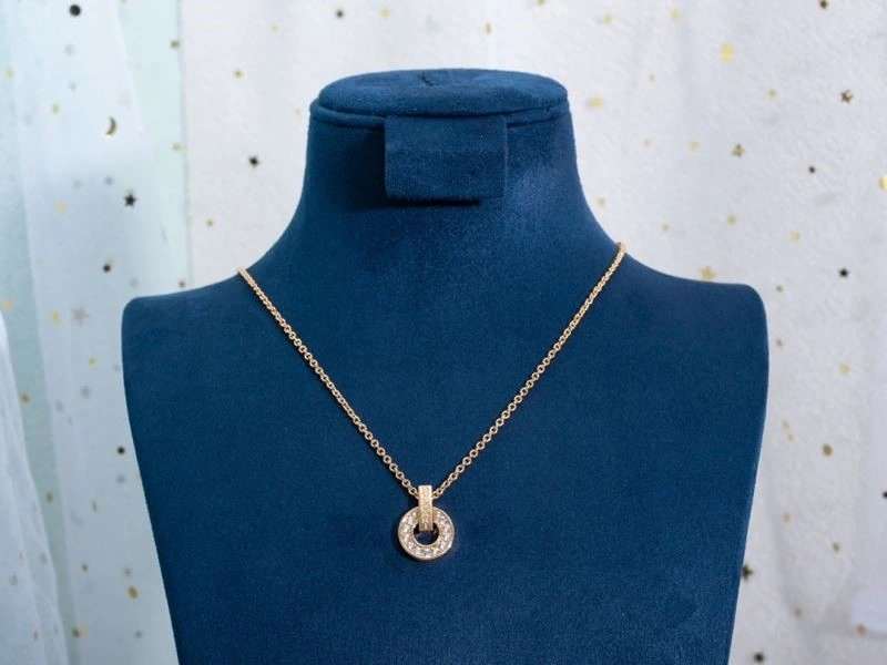 Value-priced Bvlgari Necklaces