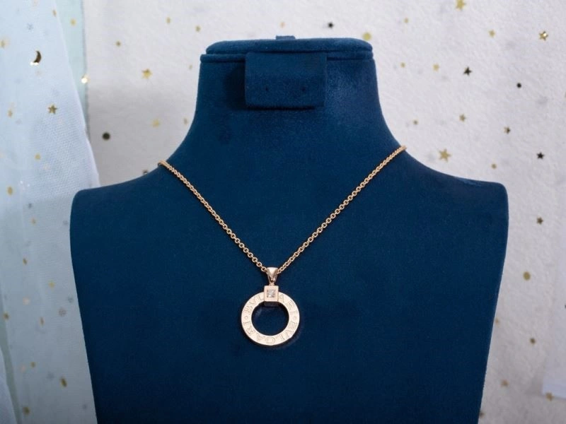 Top match Bvlgari Necklaces