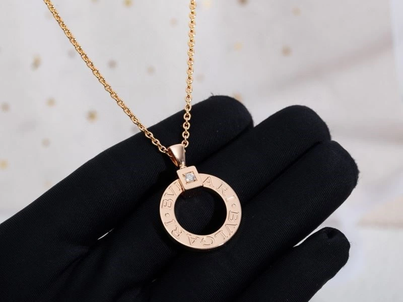 Top match Bvlgari Necklaces