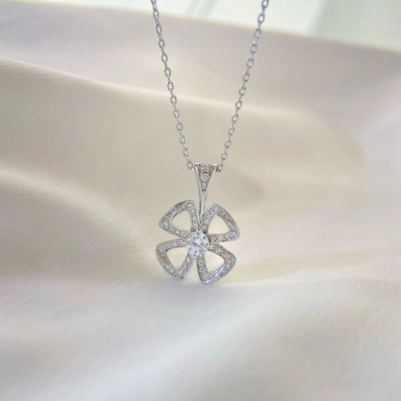 Low-cost Bvlgari Necklaces