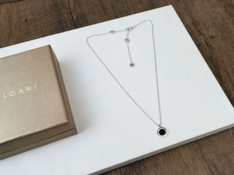 Top match Bvlgari Necklaces