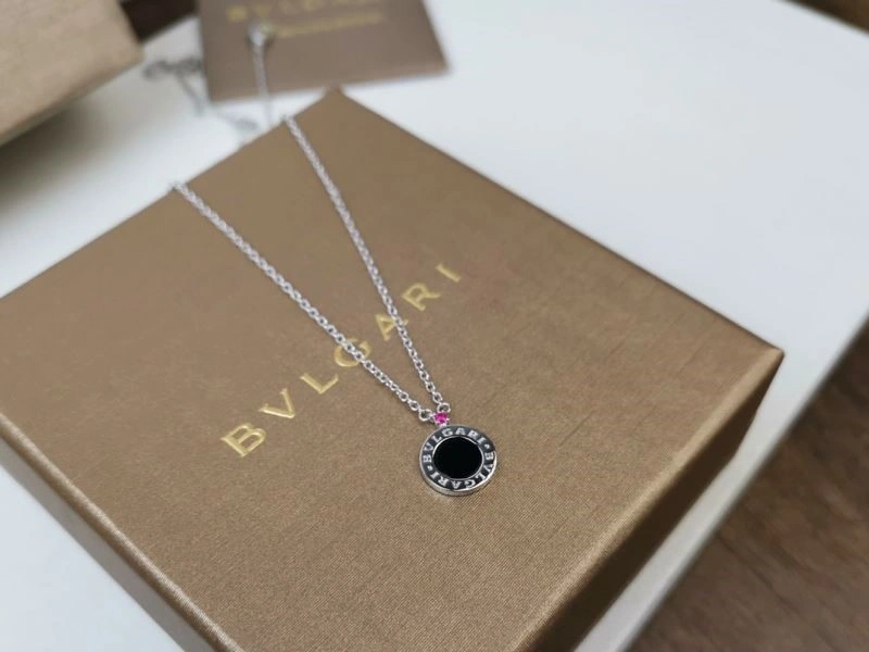 Top match Bvlgari Necklaces