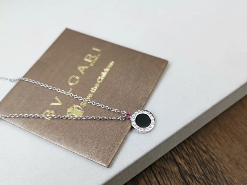 Top match Bvlgari Necklaces