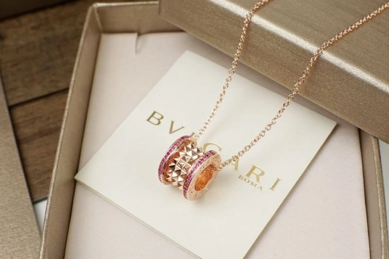 Reasonably priced Bvlgari Necklaces