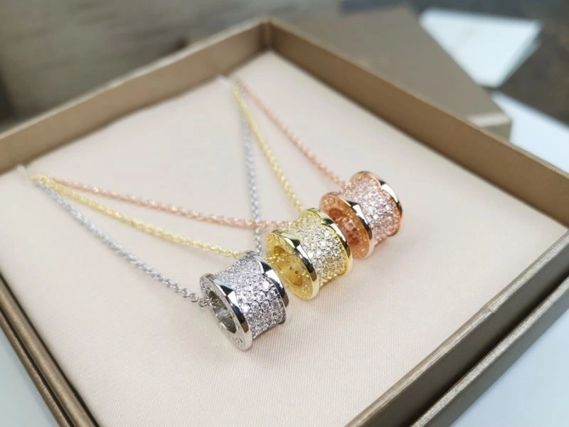Low-cost Bvlgari Necklaces