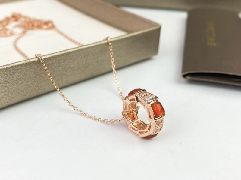 Precise copy Bvlgari Necklaces