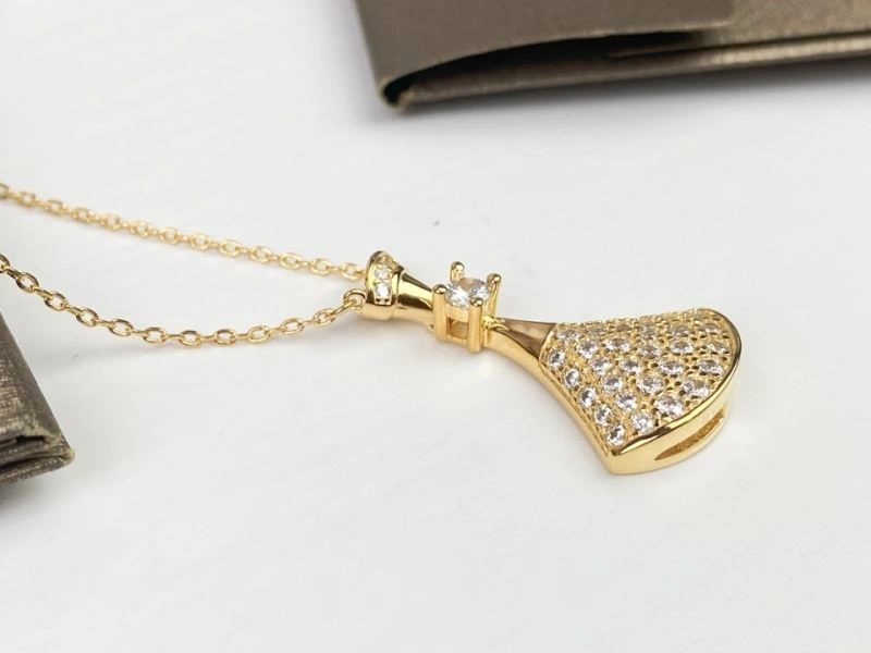 Top mirror Bvlgari Necklaces