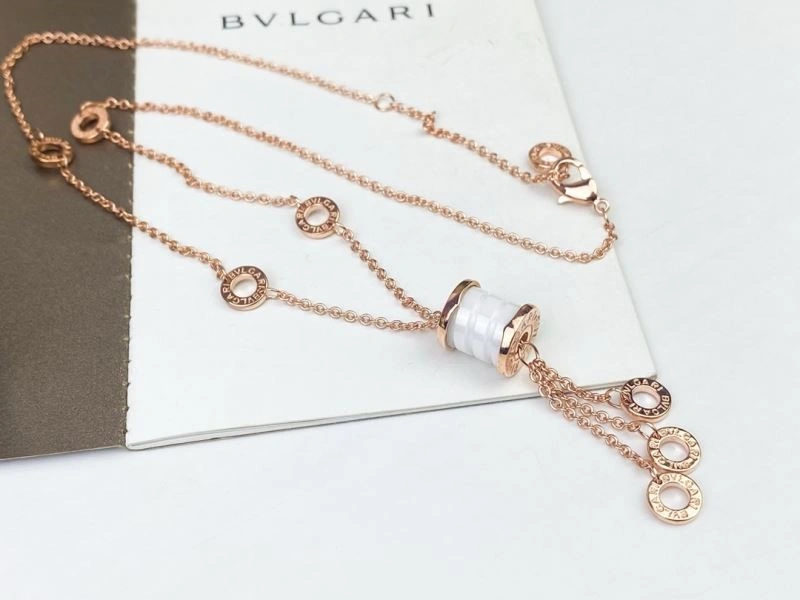 Brand-authenticated Bvlgari Necklaces