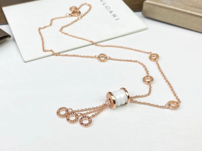 Brand-authenticated Bvlgari Necklaces