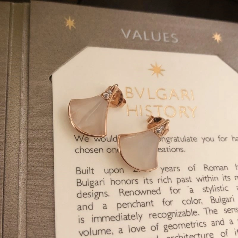 Exact replica Bvlgari Necklaces