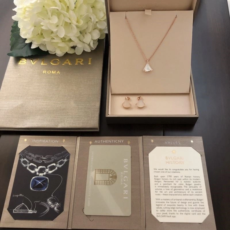 Exact replica Bvlgari Necklaces
