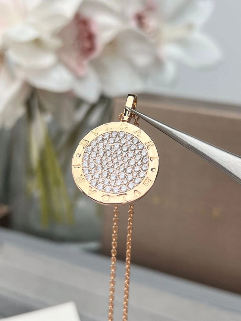 Brand-authenticated Bvlgari Necklaces
