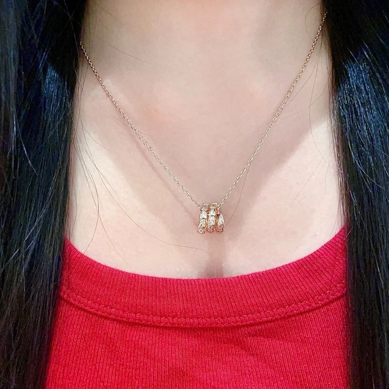 Real Bvlgari Necklaces