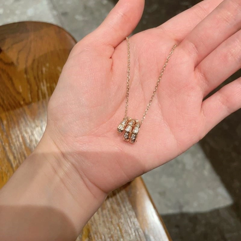 Real Bvlgari Necklaces
