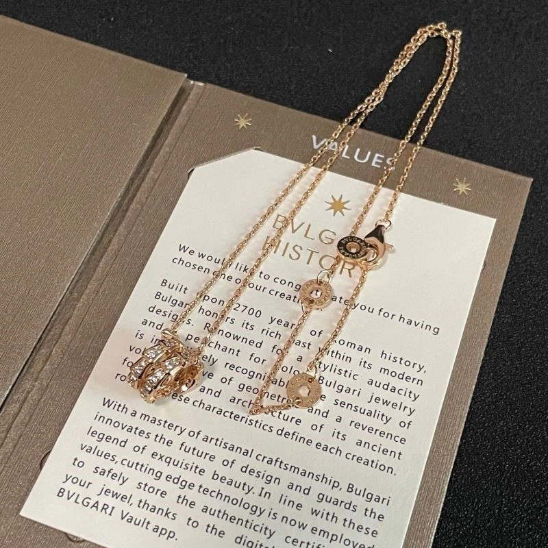 Real Bvlgari Necklaces