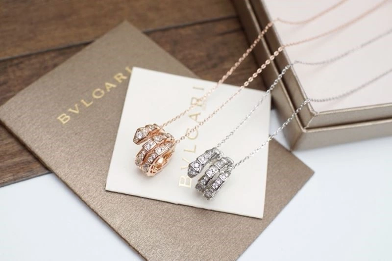 Cut-rate Bvlgari Necklaces
