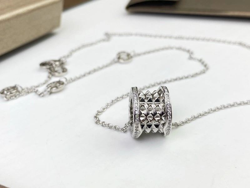 Discounted Bvlgari Necklaces