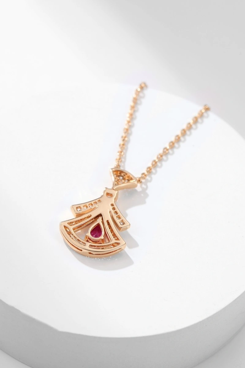 Low-cost Bvlgari Necklaces