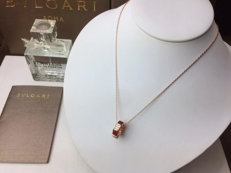 Low-cost Bvlgari Necklaces
