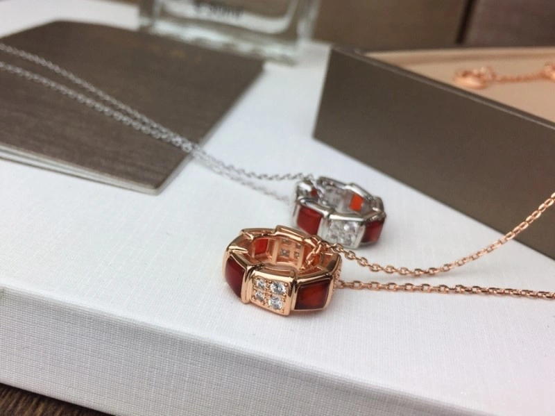 Low-cost Bvlgari Necklaces