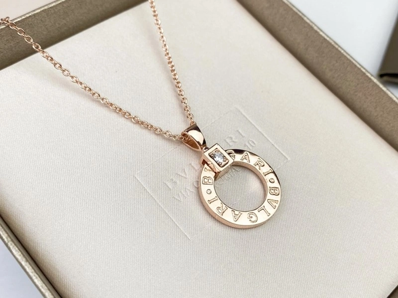 Top match Bvlgari Necklaces