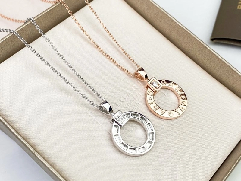 Top match Bvlgari Necklaces