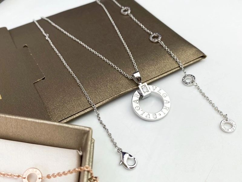 Top match Bvlgari Necklaces