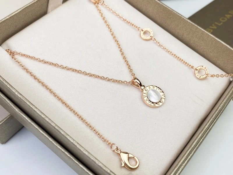 Top match Bvlgari Necklaces
