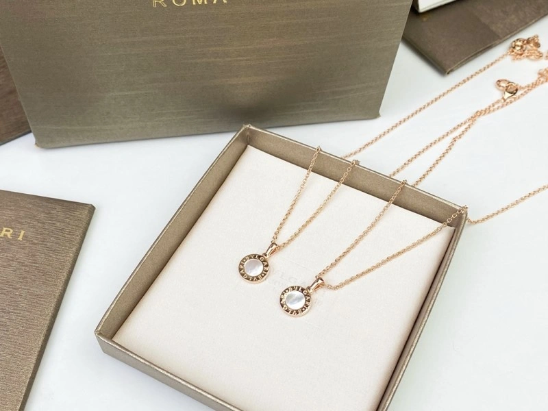 Top match Bvlgari Necklaces