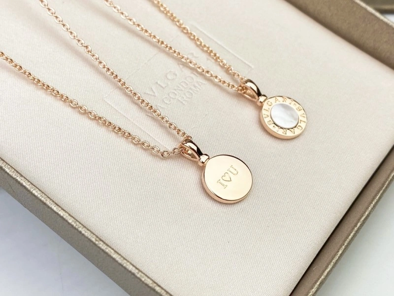 Top match Bvlgari Necklaces