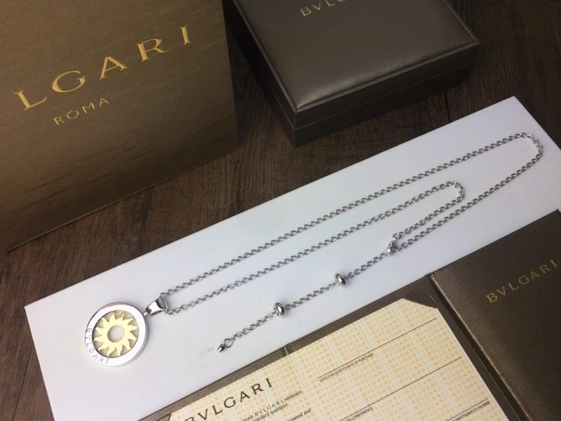 Precise copy Bvlgari Necklaces