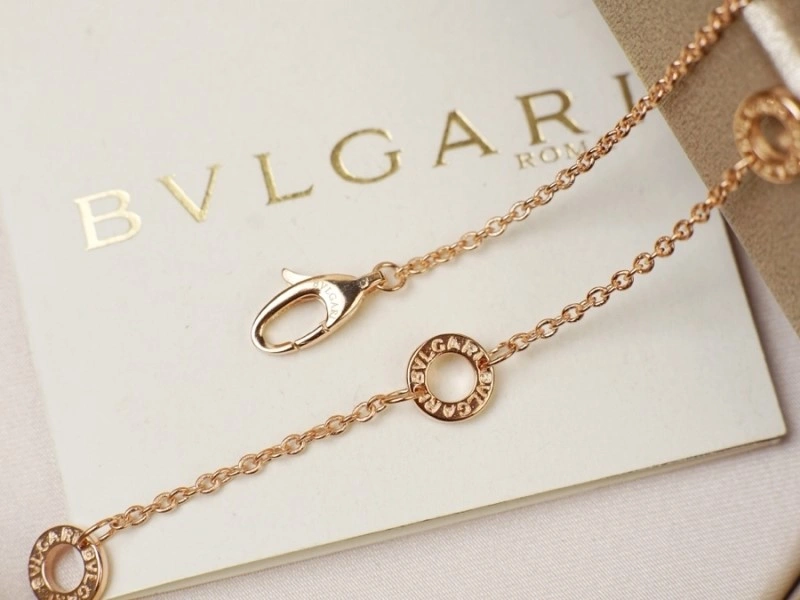 High fidelity Bvlgari Necklaces