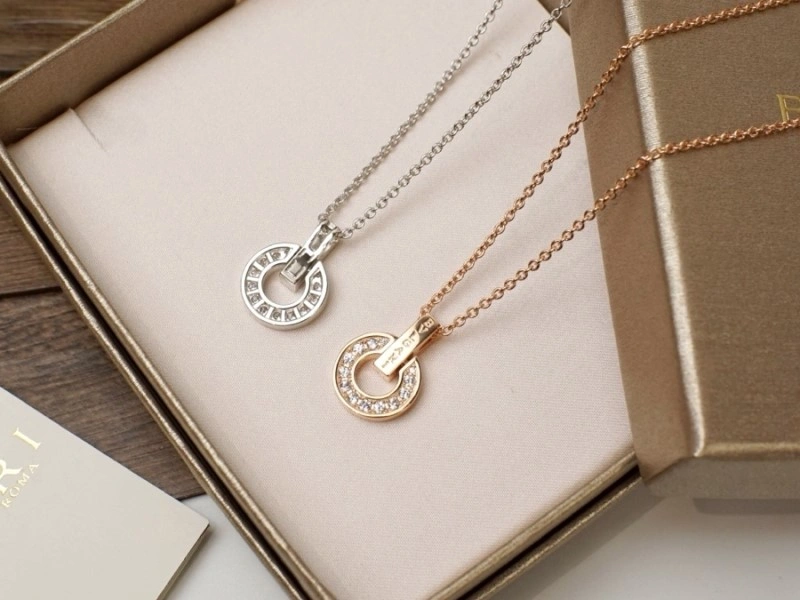 High fidelity Bvlgari Necklaces
