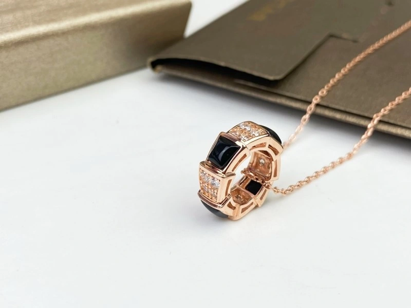 Affordable Bvlgari Necklaces