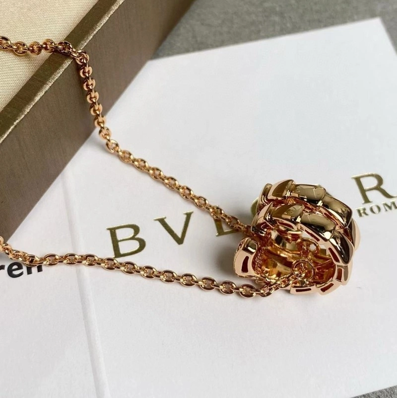 Brand-authenticated Bvlgari Necklaces
