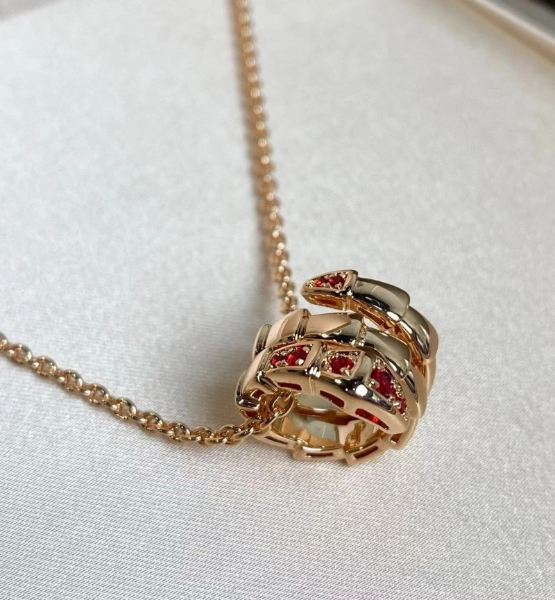 Brand-authenticated Bvlgari Necklaces