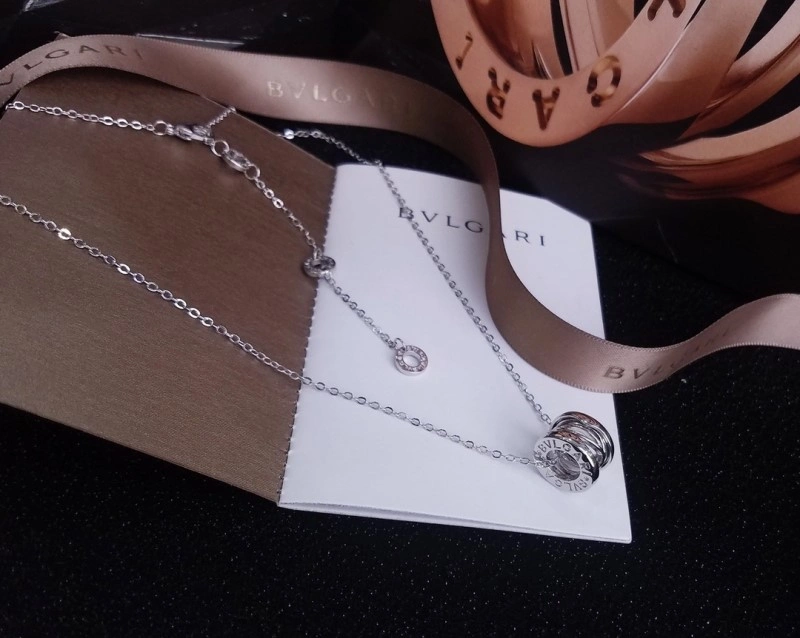 Official Bvlgari Necklaces