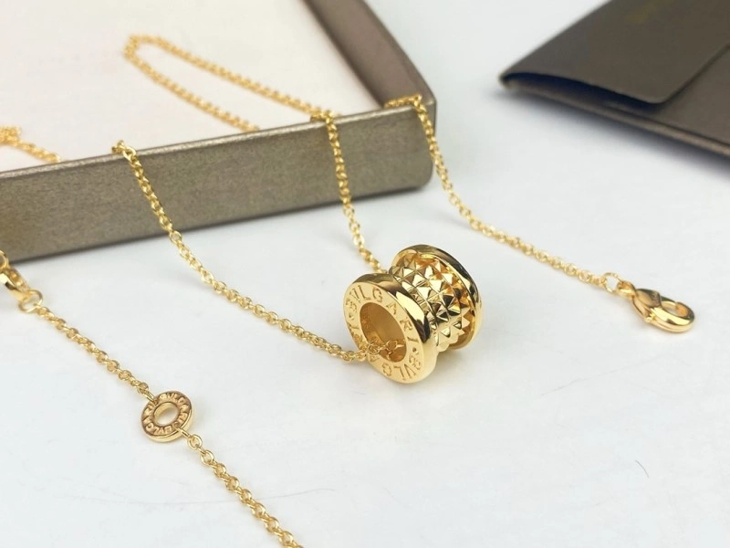 Cut-rate Bvlgari Necklaces